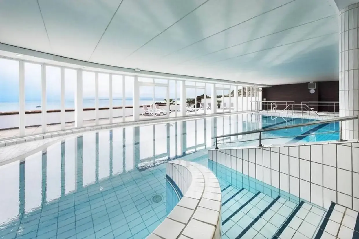 Hôtel Hôtel Valdys Thalasso & Spa - l'Escale marine Douarnenez France ...