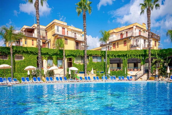 Hôtel Caesar Palace Giardini Naxos Sicile et Italie du Sud